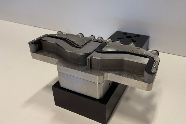 PECM precision electro chemical machining -bewerkingstechniek Ter Hoek